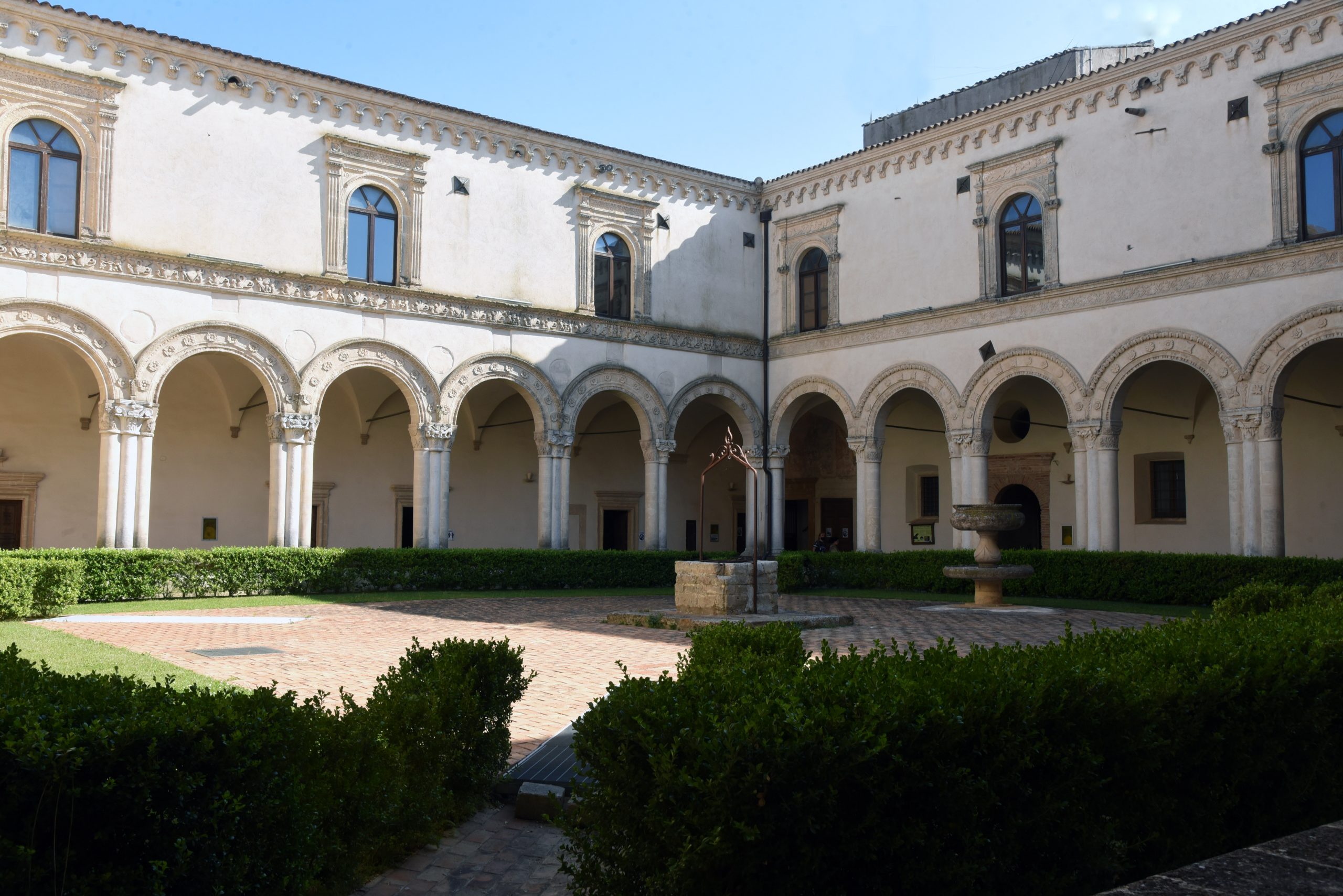 Alchimia in un monastero: l’Abbazia di S. Michele di Montescaglioso ...